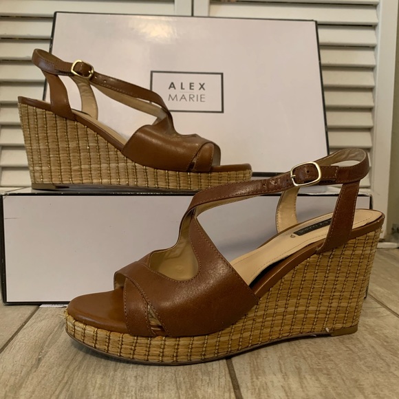 Alex Marie | Shoes | Alex Marie Platform Sandal | Poshmark